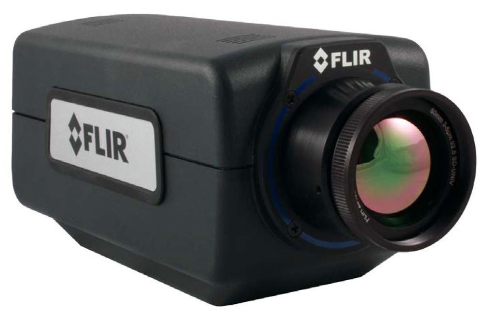 FLIR A6752